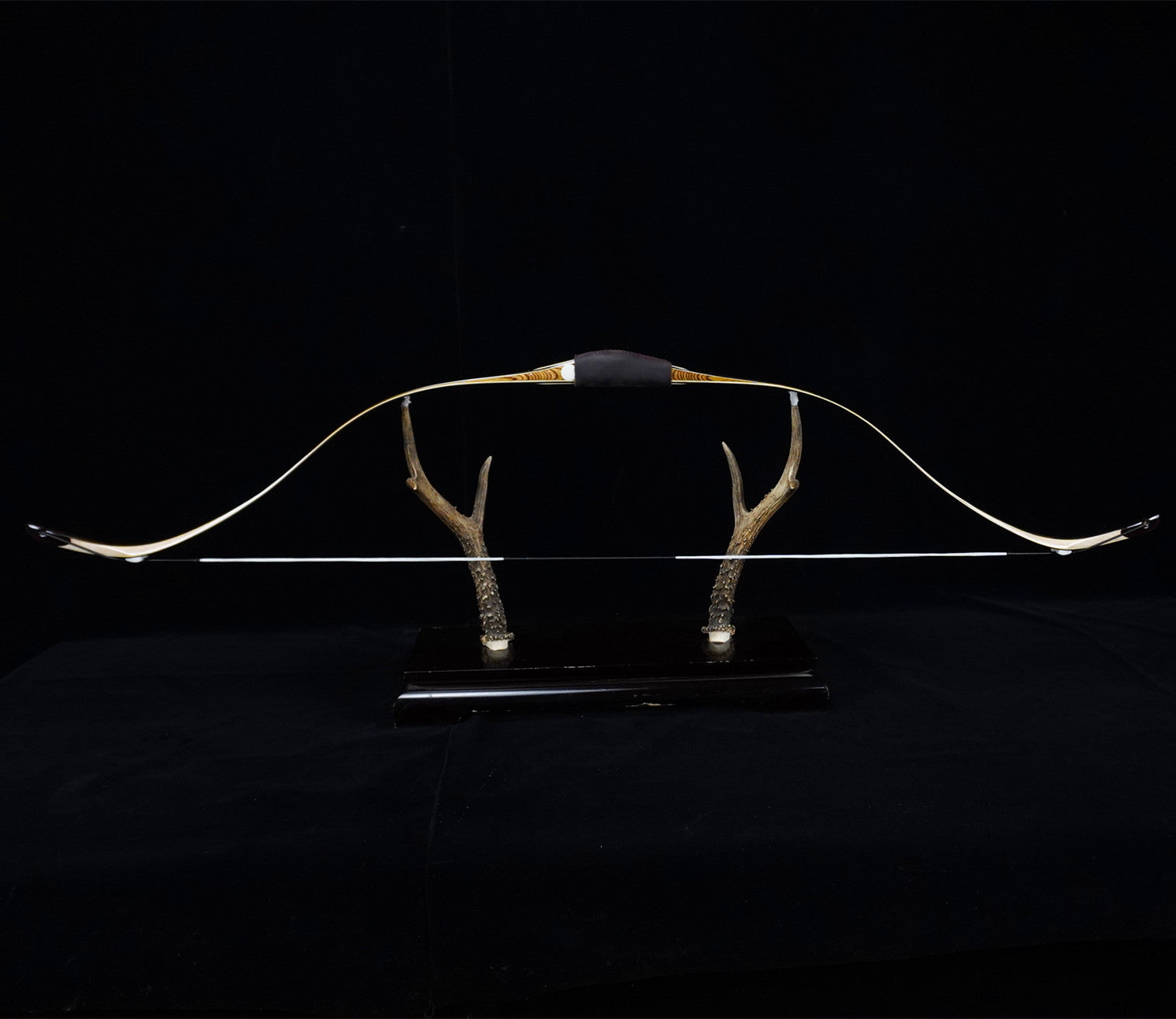 Turkish bow Que Yue ( Golden Sandalwood） – af archery